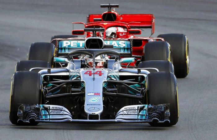F1: Hamilton re di Spagna, brutta Ferrari giù dal podio - La Voce d'Italia
