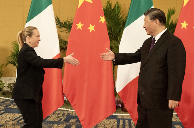 Meloni-Xi, prove dialogo per rilanciare scambi Italia-Cina - La Voce d ...