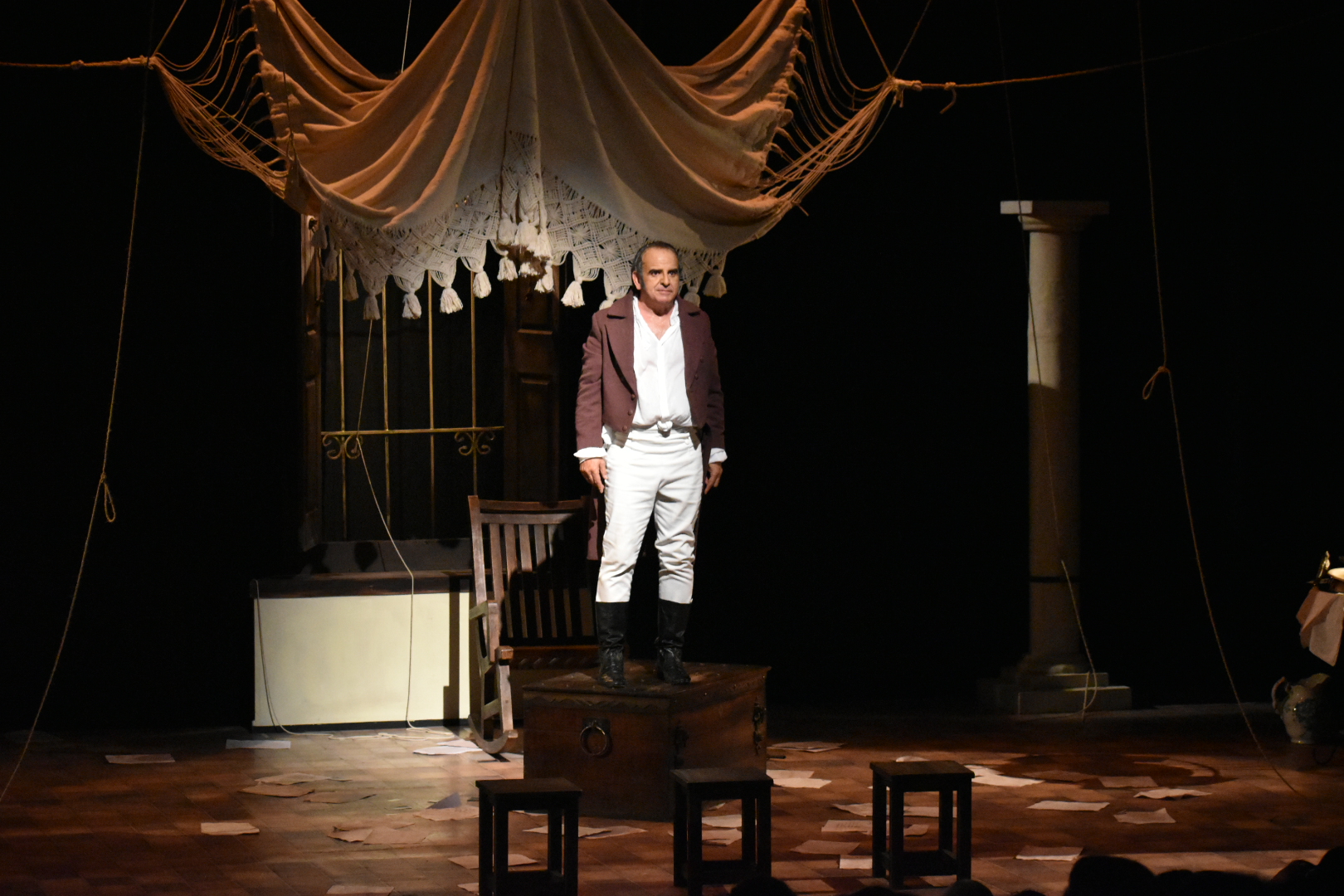 Historia llevada a teatro invita a venezolanos a reflexionar - La Voce ...